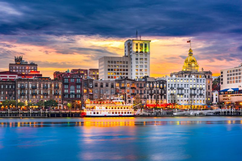 Savannah Georgia Ghost Tour: Getting Paranormal in the Peach State