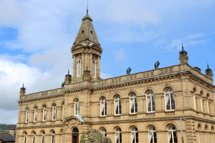 Bradford United Kingdom Scavenger Hunt: Bradford‘s Barmy Bounty Hunt