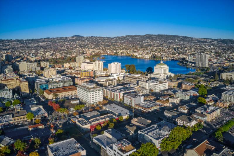 Oakland California Art Walk: Dowtown‘s Oak-tion Packed Adventure