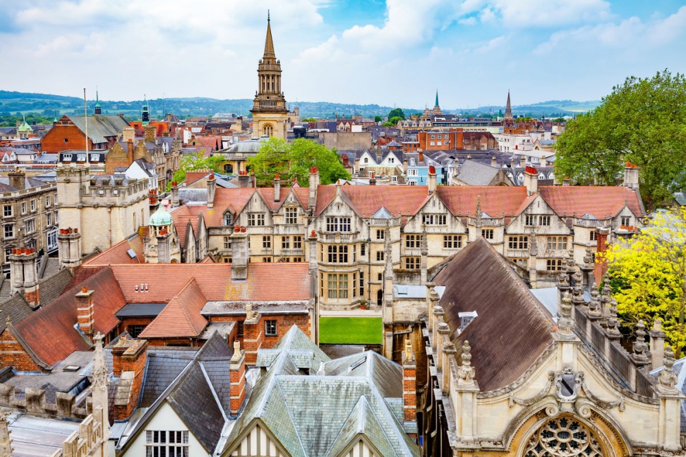 Oxford England Audio Tour: Dreaming Spires Oxford Audio Tour Adventure