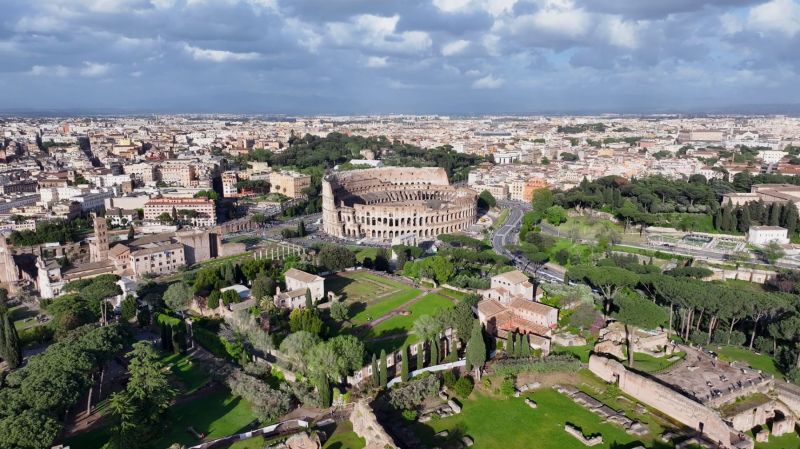 Rome Italy Downtown Scavenger Hunt: Roman Holiday: Princess Incognito ...