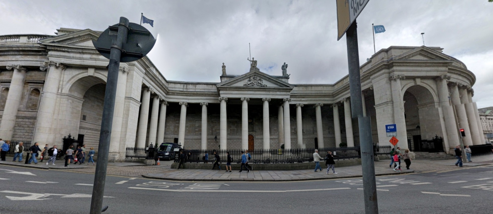 Irish Houses of Parliament | Dublin | Let's Roam Local Guide