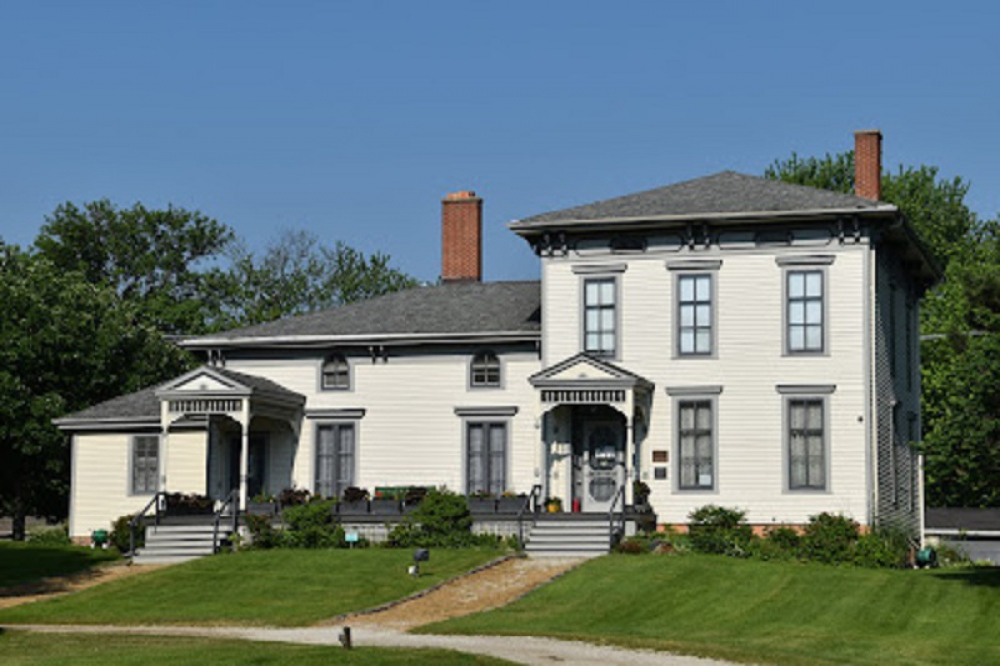 Noble–Seymour–Crippen House | Chicago | Let's Roam Local Guide